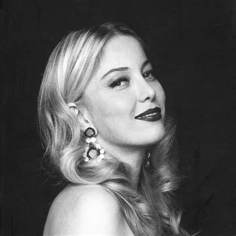 Essere Moana La Clip Esclusiva Dalla Docu Serie Su Moana Pozzi