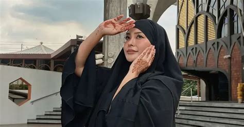 Perjalanan Seorang Bintang Porno Sampai Tobat - MataLelaki.com