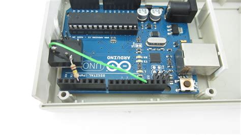 Wearable Temperature Sensors For Working In Extreme Cold Make