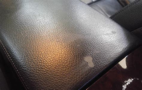 벤츠 W221 S클래스 가죽복원 담배빵으로 인한 자동차 실내의 모든것 지니홉디자인