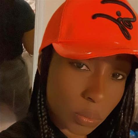 Danni Dannigirl2020 • Threads Say More