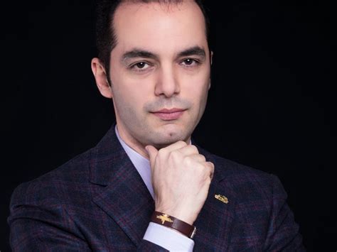 دکتر بیژن ابوالقاسمی مرکز علمی آموزشی تکین