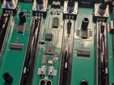 selecting the ideal midi controller for visual performances — vdmx mac vj software