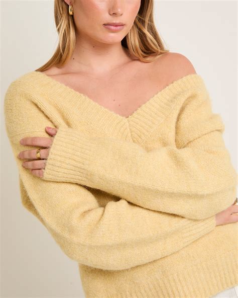 Capri V Neck Knit Jumper General Pants Co