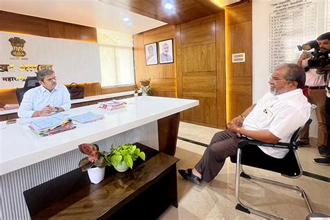 Raju Shetty काटामारीवर आळा घालण्यासाठी ‘एआय वापर करा महाराष्ट्र दिनमान