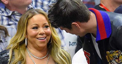 Mariah Carey S Boobs Break Free From Tiny Top Daily Star