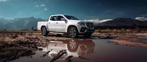 Download Mercedes Benz X Class Luxurious Elegance And Unparalleled Performance Wallpaper