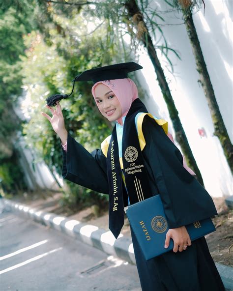 𝐀𝐫𝐢𝐦𝐛𝐢 𝐏𝐮𝐛𝐥𝐢𝐜 𝐒𝐩𝐞𝐚𝐤𝐞𝐫 Maharani Arimbi • Instagram Photos And Videos