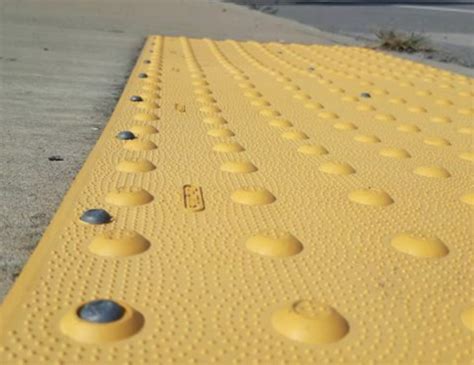 Polymer Surface Applied Ada Detectable Warning Tile Traffic Safety