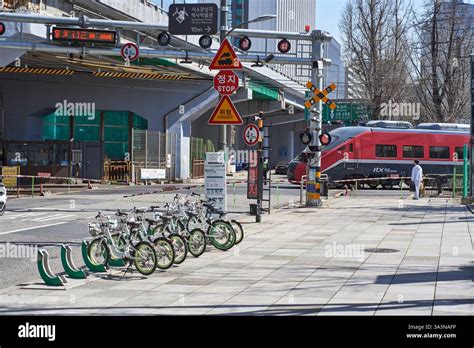 Seoul Public Bike Ttareungyi Un Manned Rental System Of Bicycles