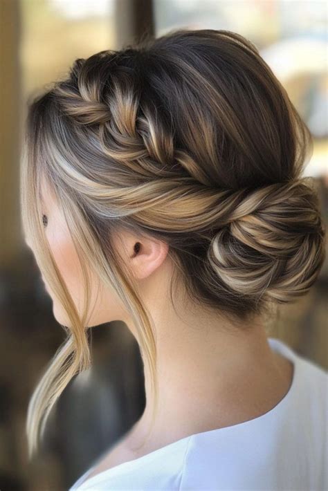 20 Stunning Medium Length Formal Hairstyles To Elevate Your Look