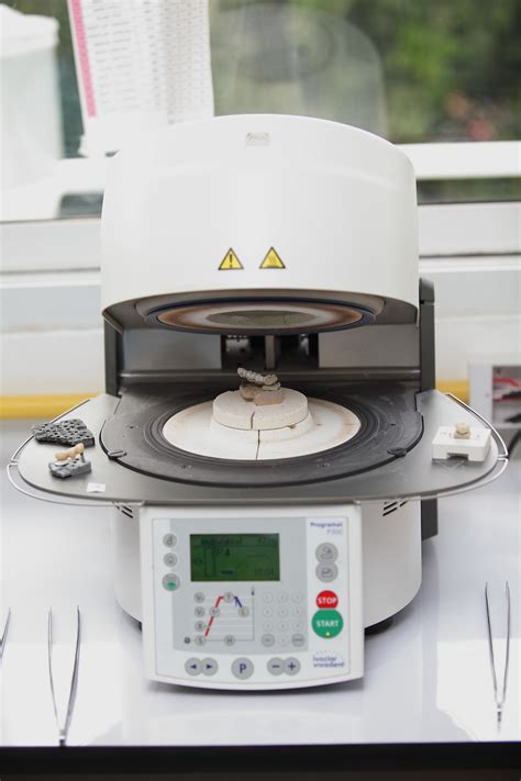 Excel Dental Lab Crown And Bridge Laboratory With Iso 90012008 In
