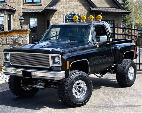 1977 Chevrolet Scottsdale Custom Pickup With 4x4 Conversion Black