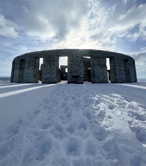 Most People Dont Know Theres A Stonehenge Right Here In Washington