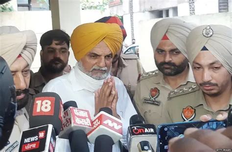 ਸਿੱਧੂ ਮੂਸੇਵਾਲਾ ਕਤਲ ਕੇਸ ਪੁੱਤ ਨੂੰ ਇਨਸਾਫ਼ ਦੁਆਉਣ ਲਈ ਸ਼ੇਰਨੀ ਬਣਾਂਗੀ ਮਾਪਿਆਂ ਦੇ ਅਲਟੀਮੇਟਮ ਦਾ ਪੁਲਿਸ