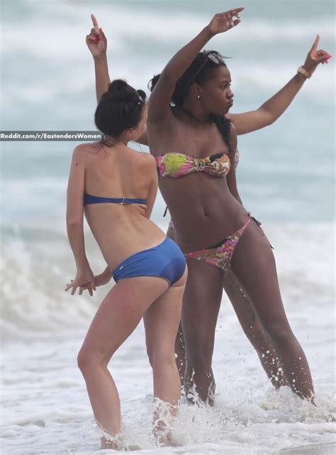 10 Hot Sexy Milly Zero Bikini Pics