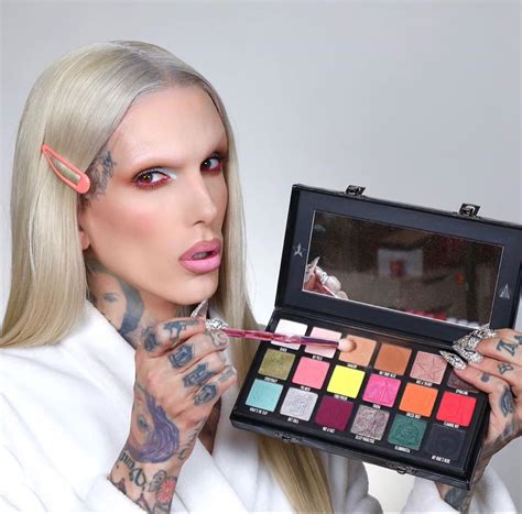 Jeffree Star on Instagram: “NEW VIDEO ALERT 👁 Time to sit down and tell ...