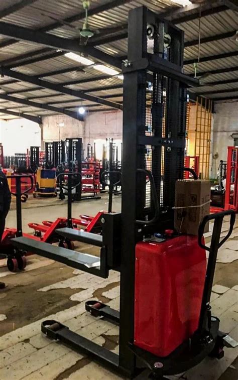 Semi Electric Stacker At ₹ 135000 New Delhi Id 2856384369230