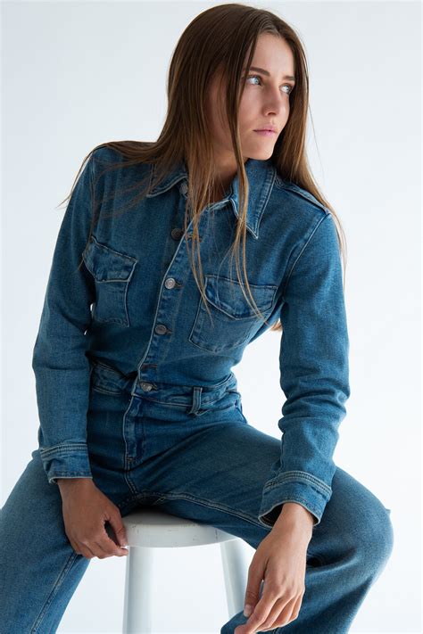 Olivia J Amaze Models