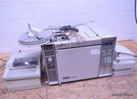 Hp Agilent 5890 Series Ii Gas Chromatograph Gc Wit