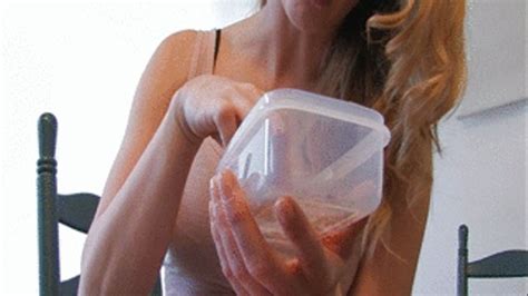 Tff 658 Laura Parker European Giantess Tinyfetishfun Clips4sale