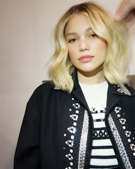 Olivia Holt Style Clothes Outfits And Fashion CelebMafia