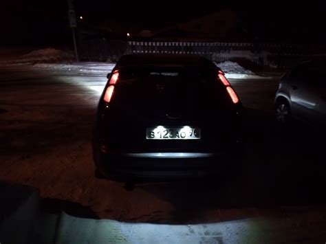 Габариты в поворотник — Ford Focus II Hatchback, 2 л, 2006 года ...