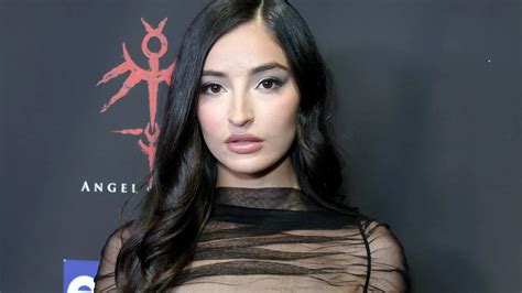 La Actriz Porno Emily Willis Hospitalizada En Estado Grave Tras Una