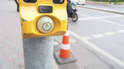 Close Up Of Crossing Signal Button 33539361 Stock Video At Vecteezy