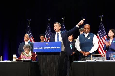 Longtime Minnesota DFL leader Ken Martin elected chair of DNC - InForum ...
