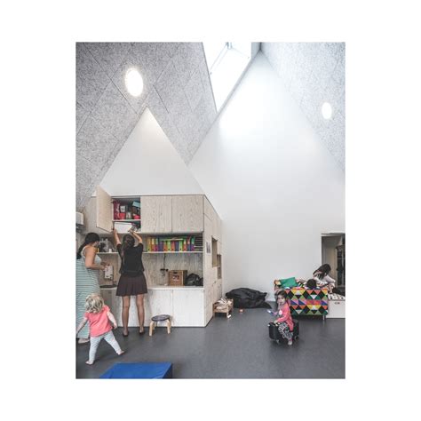 S M R B L O M S T E N Behance