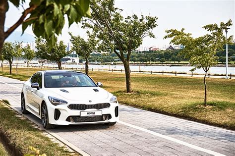 기아 스팅어 33 터보 Awd