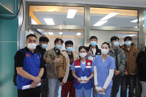 АМЬСГАЛЫН ЗАМЫН ХАЛДВАР ХҮНДРЭЛЭЭС СЭРГИЙЛЭХ ТӨВ НЭЭГДЛЭЭ… Хан Уул Эрүүл мэндийн төв