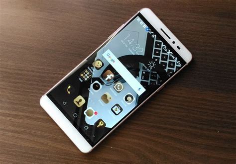 Coolpad Max Dual Space feature overview