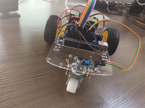 ชุดคิท หุ่นยนต์ Arduino 4 In 1 บังคับด้วยแอพ ควบคุมด้วยเสียงปรบมือ เดินตามเส้น หลบสิ่ง