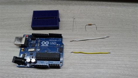 Arduino呼吸燈運用PWM模擬類比輸出控制LED明亮 瘋狂創客
