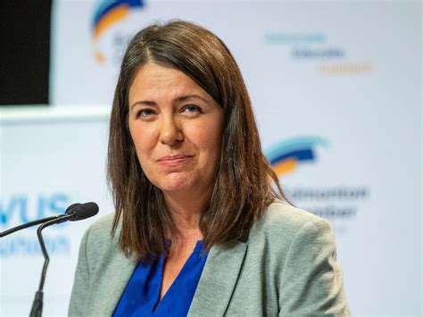 Bell Danielle Smith Eyes City Political Parties For Calgary Edmonton