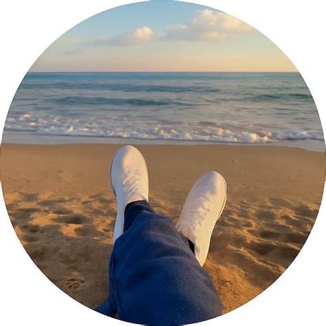 과거와 현재를 잇는 감성 크리에이터 Sonnastar