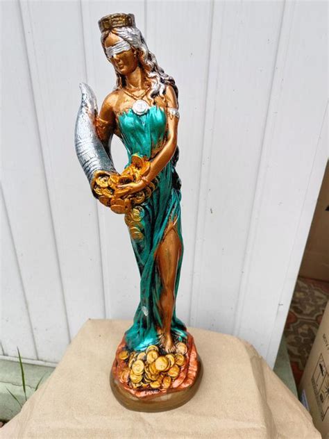 Богиня рог изобилия — цена 281 грн в каталоге Статуэтки Купить товары для дома и быта по