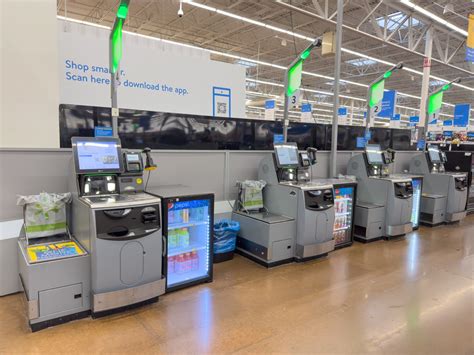 Walmart Employees Warn Against Shoplifting At Self Checkout