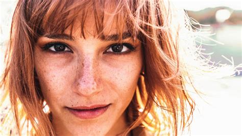 6 Habits Of The Most Emotionally Intuitive People According To A