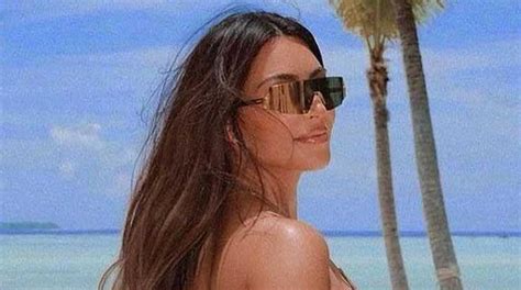 Kim Kardashian Flaunts Trim Abs And Toned Legs As She Gives Fans A Glimpse Of Her Lazy Sunday
