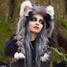Raccoon Tail Hair Tutorial
