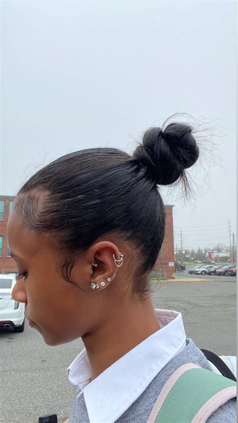 Nadiawynnnn On Ig Cool Ear Piercings Pretty Ear Piercings Cute Ear