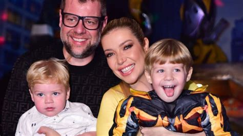 Luiza Possi Recebe Amigos E Família No Aniversário Do Filho Fotos