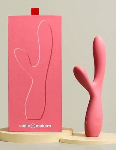 How To Use Sex Toys Tips On 8 Sex Toys From Sexologists Woman Home