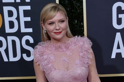 On Becoming A God In Central Florida Showtime Cancels Kirsten Dunst Series UPI