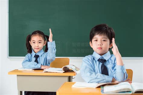 彩色图片高清图片小学生举手回答问题人像图片免费下载格式6000像素编号66699400 千图网
