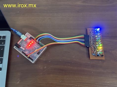 Matriz De 11×2 Leds Controlada Con Arduino Para Un R2d2 Robótica Sandria
