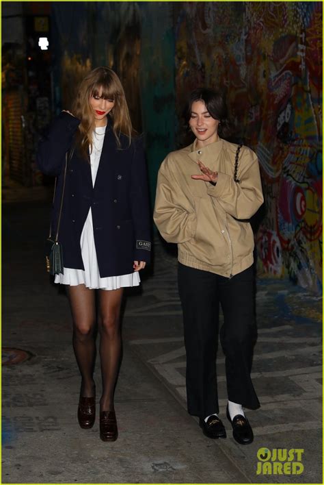 Photo Taylor Swift Gracie Abrams Dinner New York 07 Photo 4985562 Just Jared Entertainment